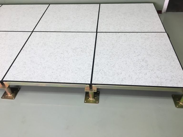 Best Raised Flooring in Karachi, Pakistan | IFlooring